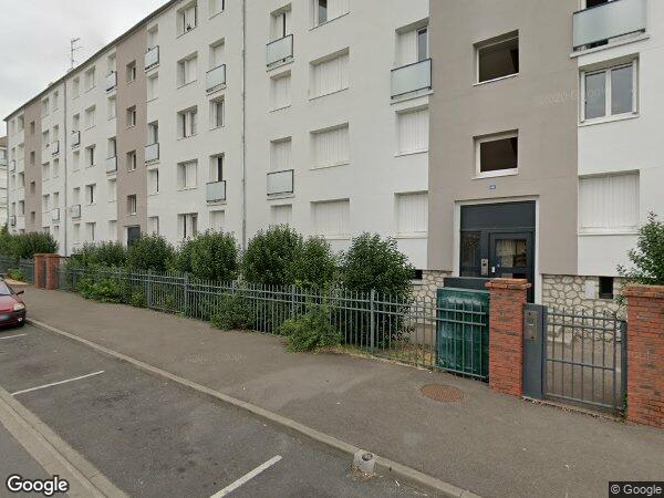 UN APPARTEMENT à - 3 500.00 € 01/06/2023 Réf : 148476 - Vench.fr